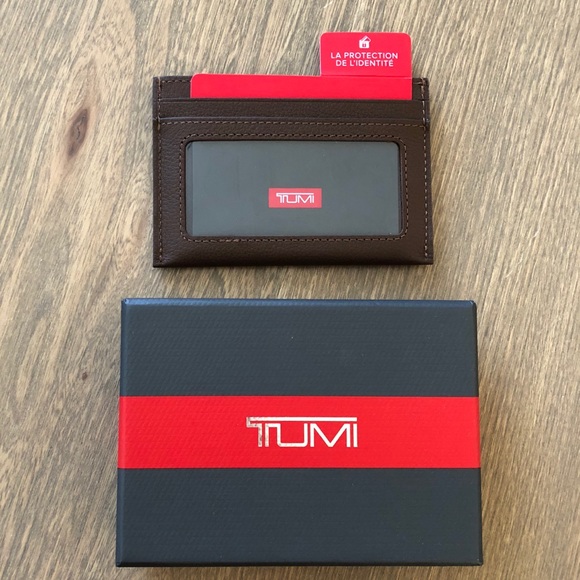 Tumi | Bags | Tumi Nassau Id Lock Slim Card Case Wallet | Poshmark